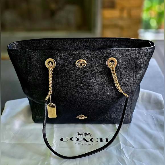 Coach | Bags | Coach Turnlock Chain Tote Bag Black Pebble Leather Gold ...